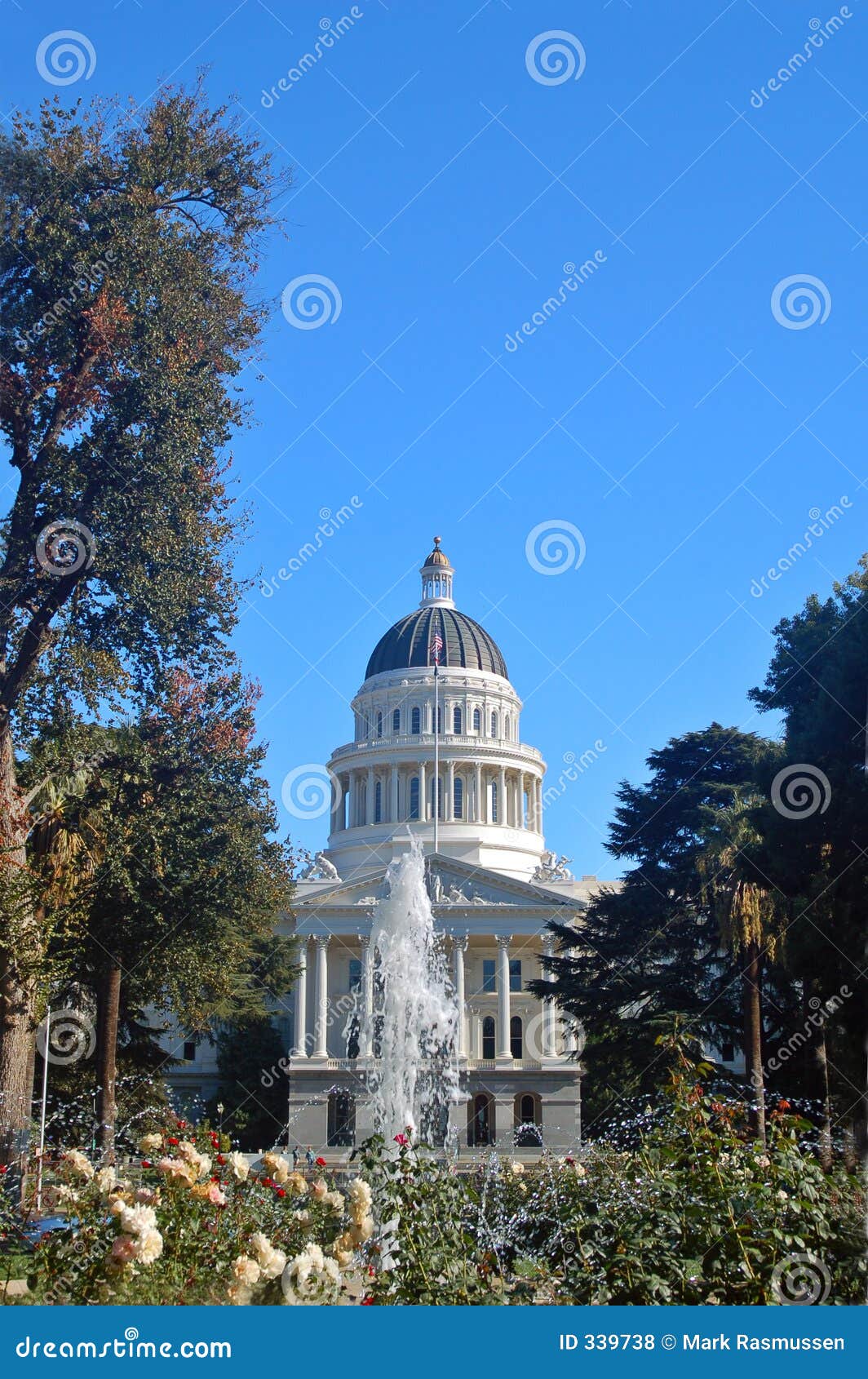 California Capitol Building Stock Photo - Image of legislature ...