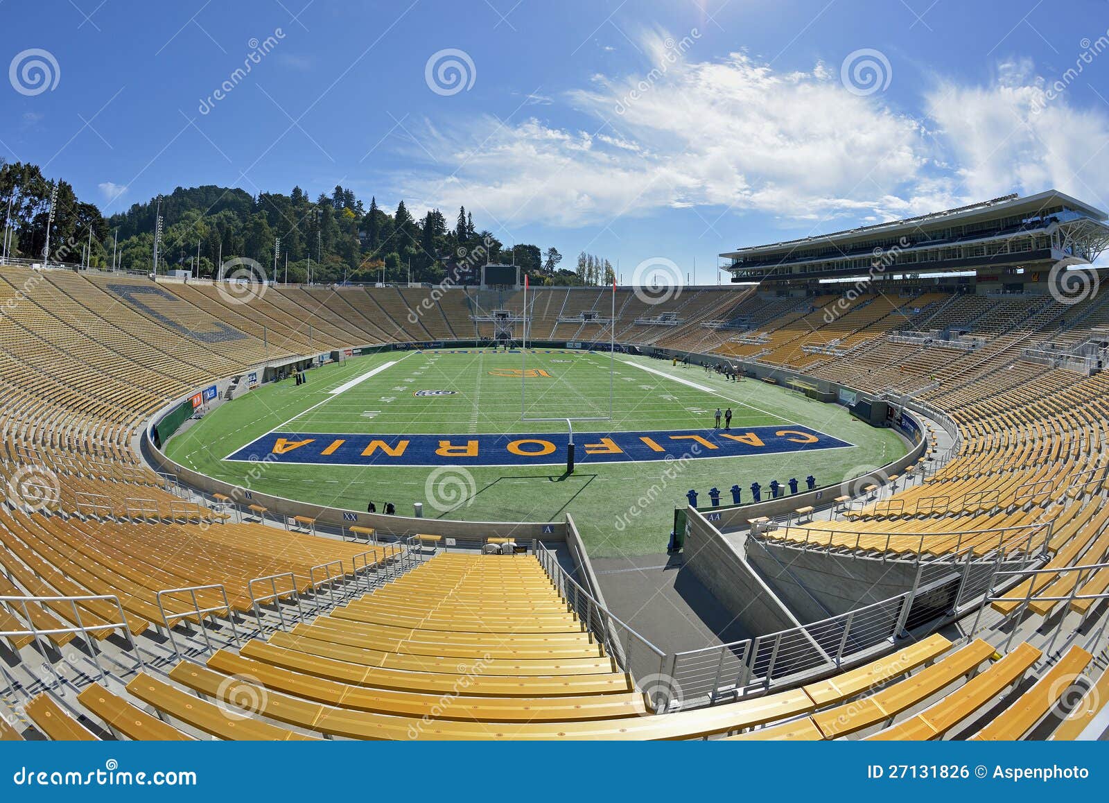 California Municipal Stadium Editorial Photo - Image of football, empty ...