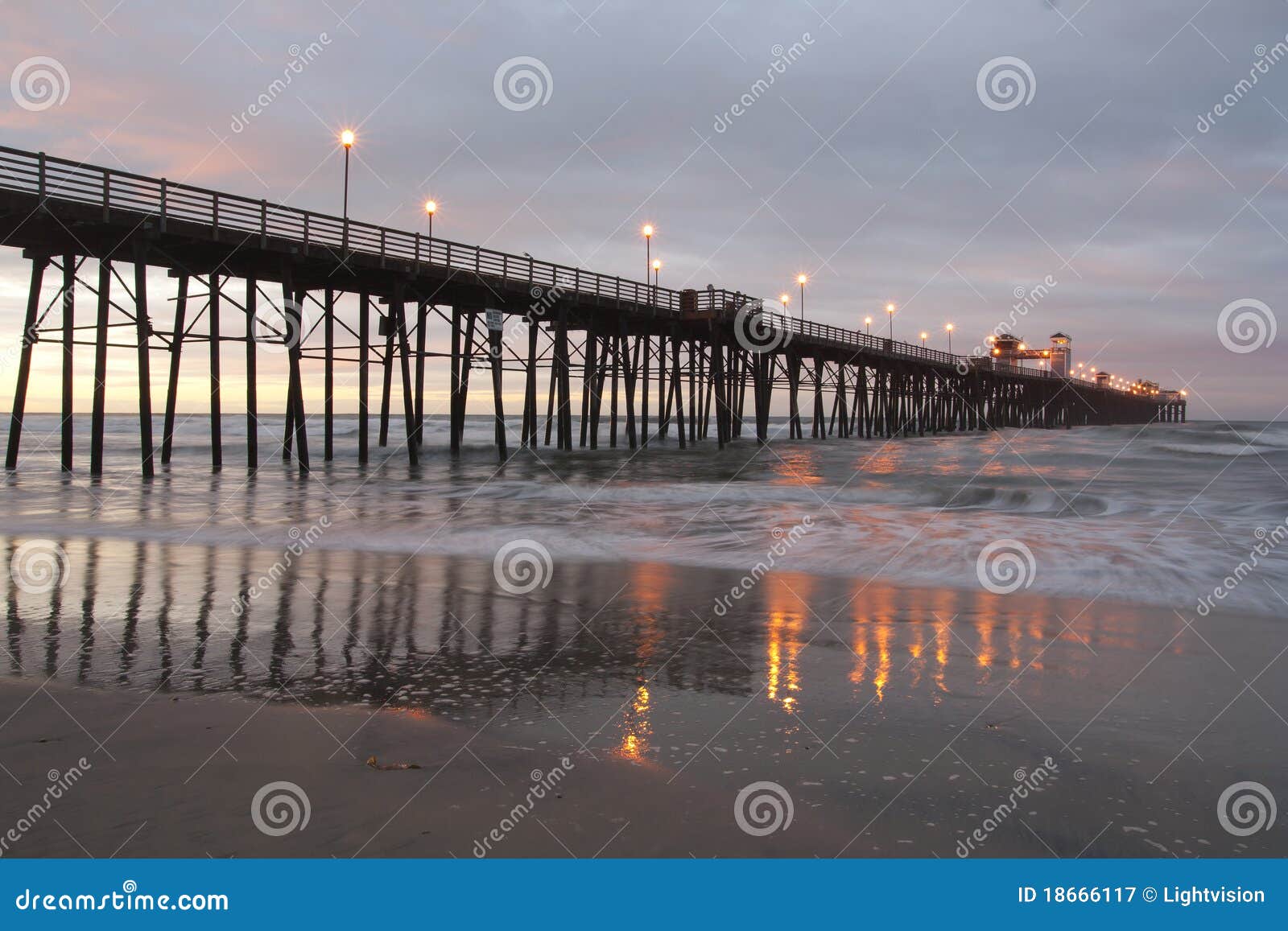 California Oceanside pier stock image. Image of morning - 18666117