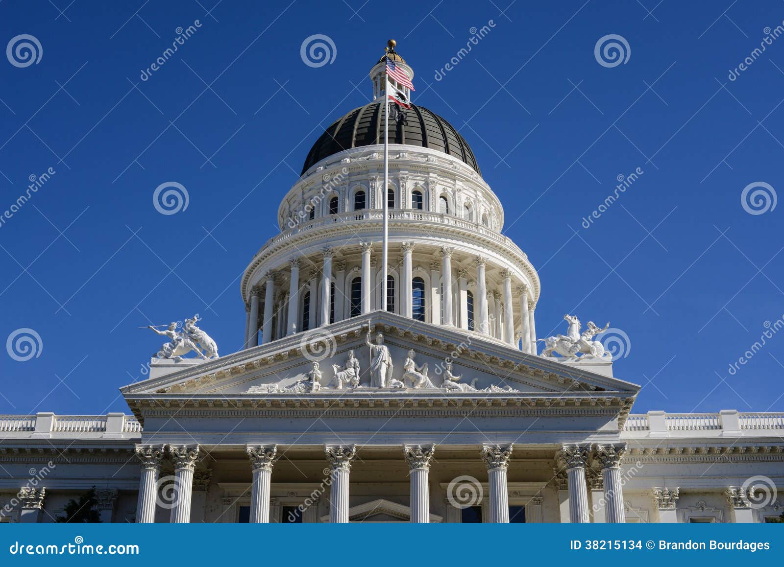California State Capitol Building Stock Photo - Image of park ...