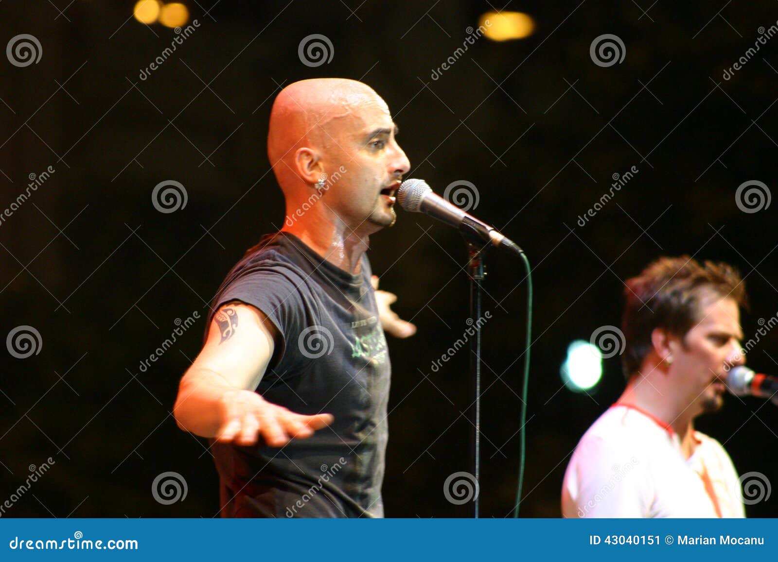 Calin Goia editorial photo. Image of show, acoustic, calin - 43040151