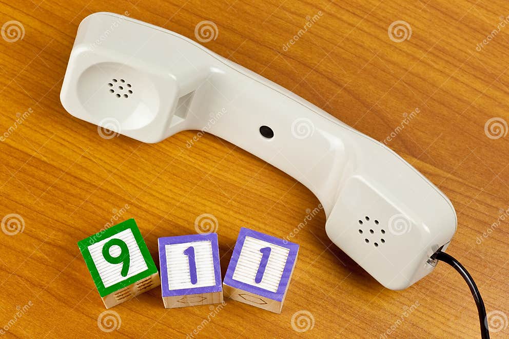 Call 911 stock photo. Image of handset, phone, crisis - 12597324