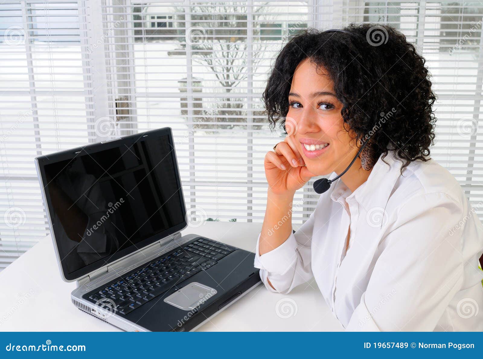 Call Center stock image. Image of telephone, agent, customer - 19657489
