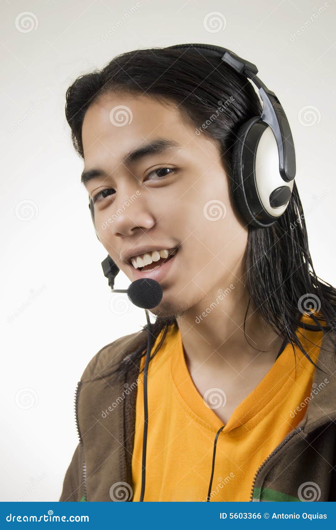 Call Center Agent stock photo. Image of human, telephonist - 5603366