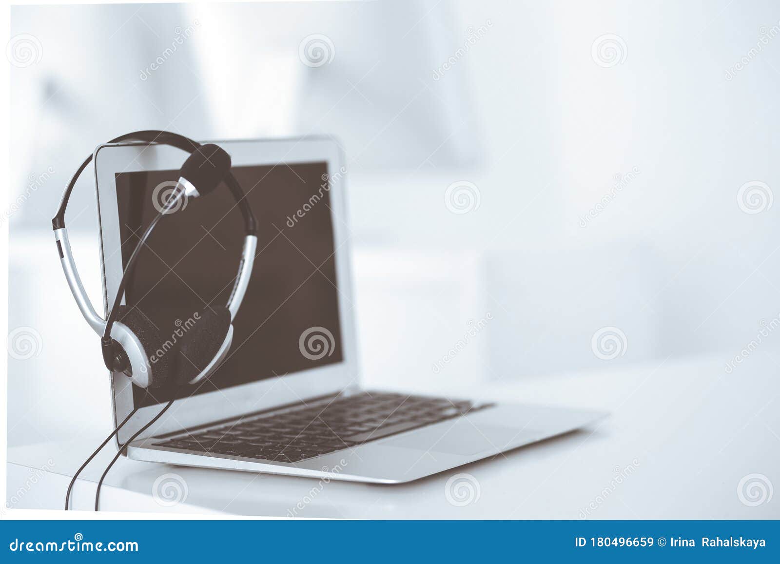 Call Center and Communication Support, Customer Service Help Desk. VOIP ...