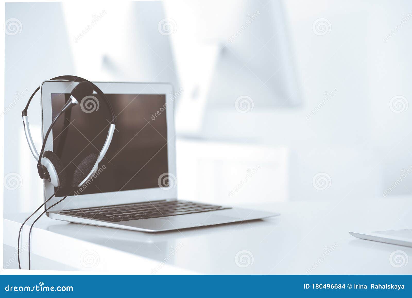 Call Center and Communication Support, Customer Service Help Desk. VOIP ...