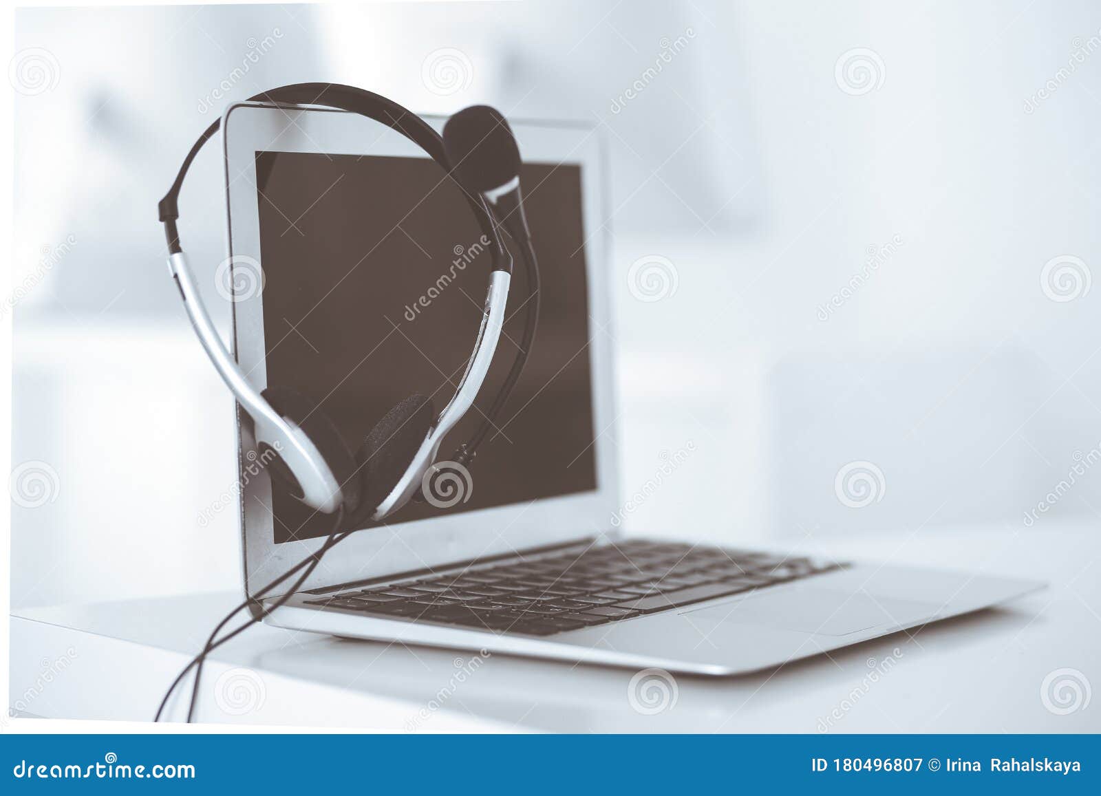 Call Center and Communication Support, Customer Service Help Desk. VOIP ...