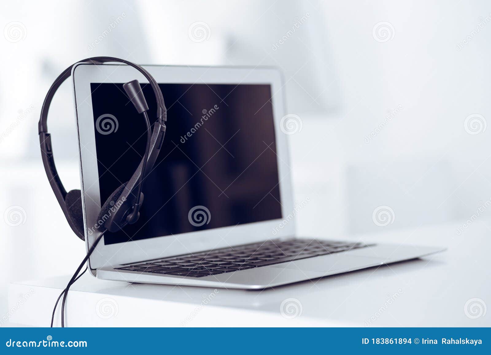 Call Center and Communication Support, Customer Service Help Desk. VOIP ...