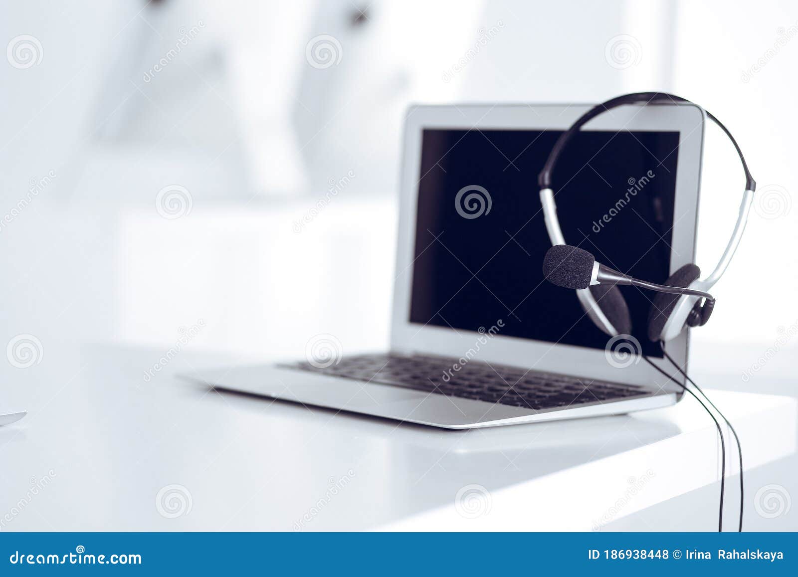 Call Center and Communication Support, Customer Service Help Desk. VOIP ...