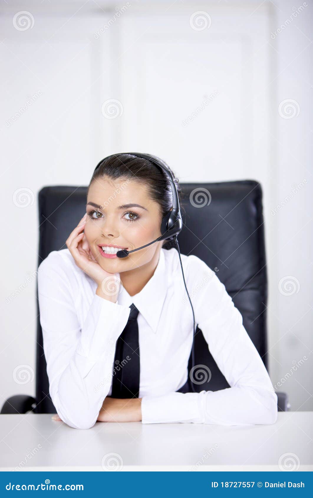 Call Center Operator stock image. Image of pretty, lady - 18727557