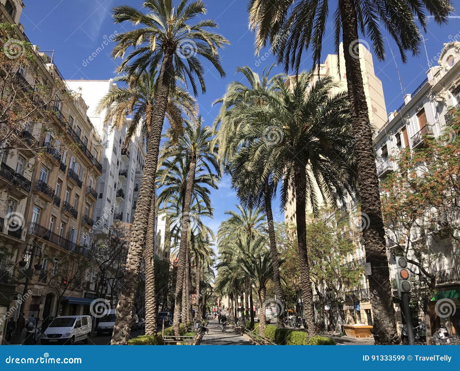 Calle en Valencia imagen de archivo editorial. Imagen de calle - 91333599