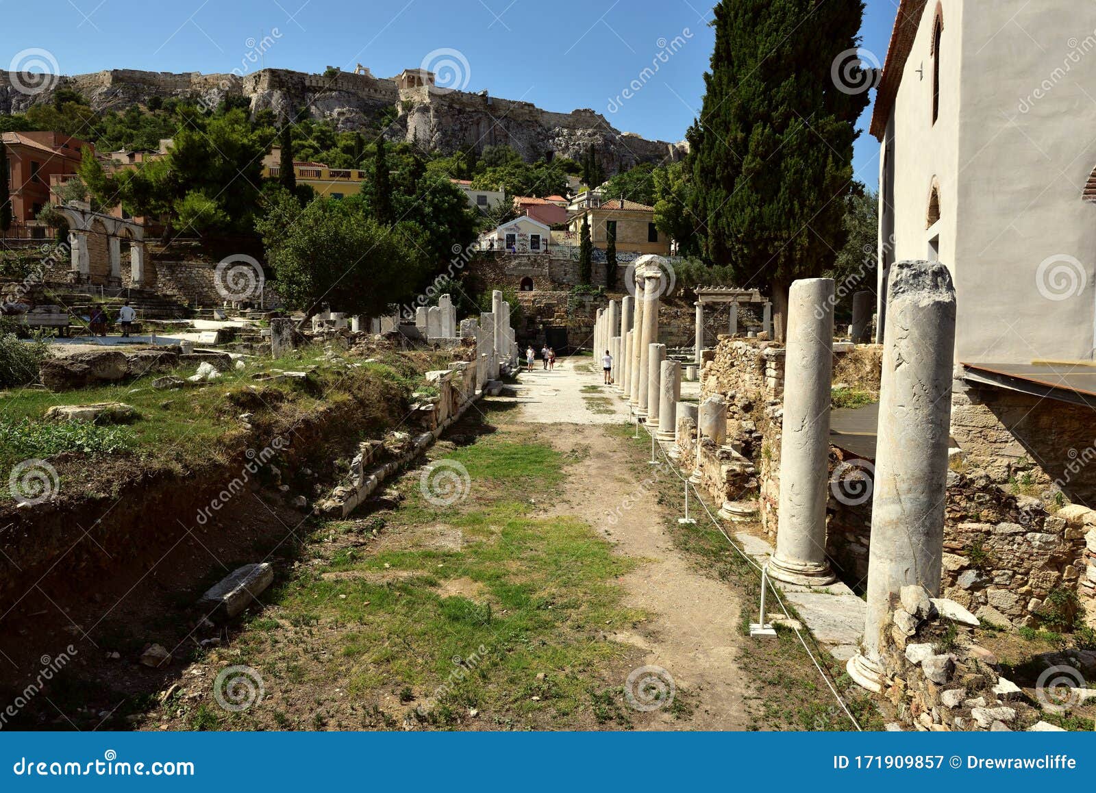 The so-called Pantheon of Athens Editorial Photography - Image of shops ...