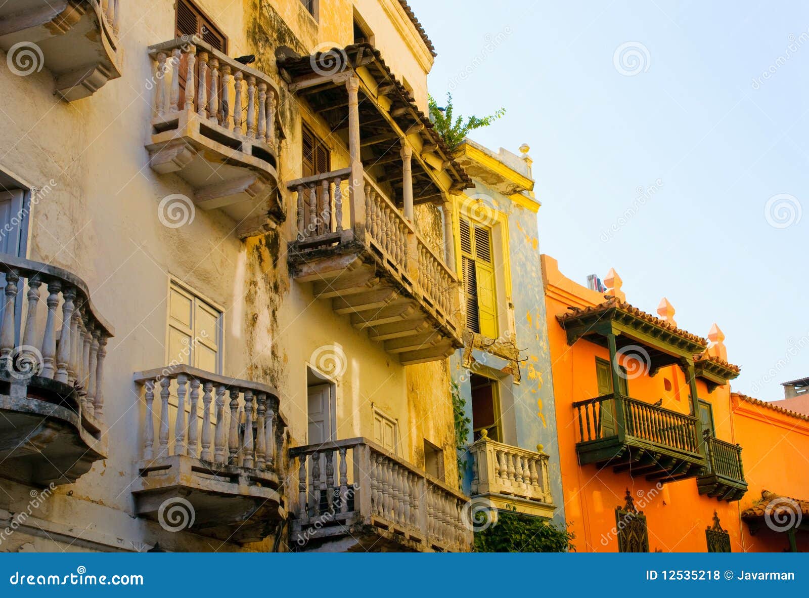 Calles De Cartagena, Colombia Foto de archivo - Imagen de latino ...