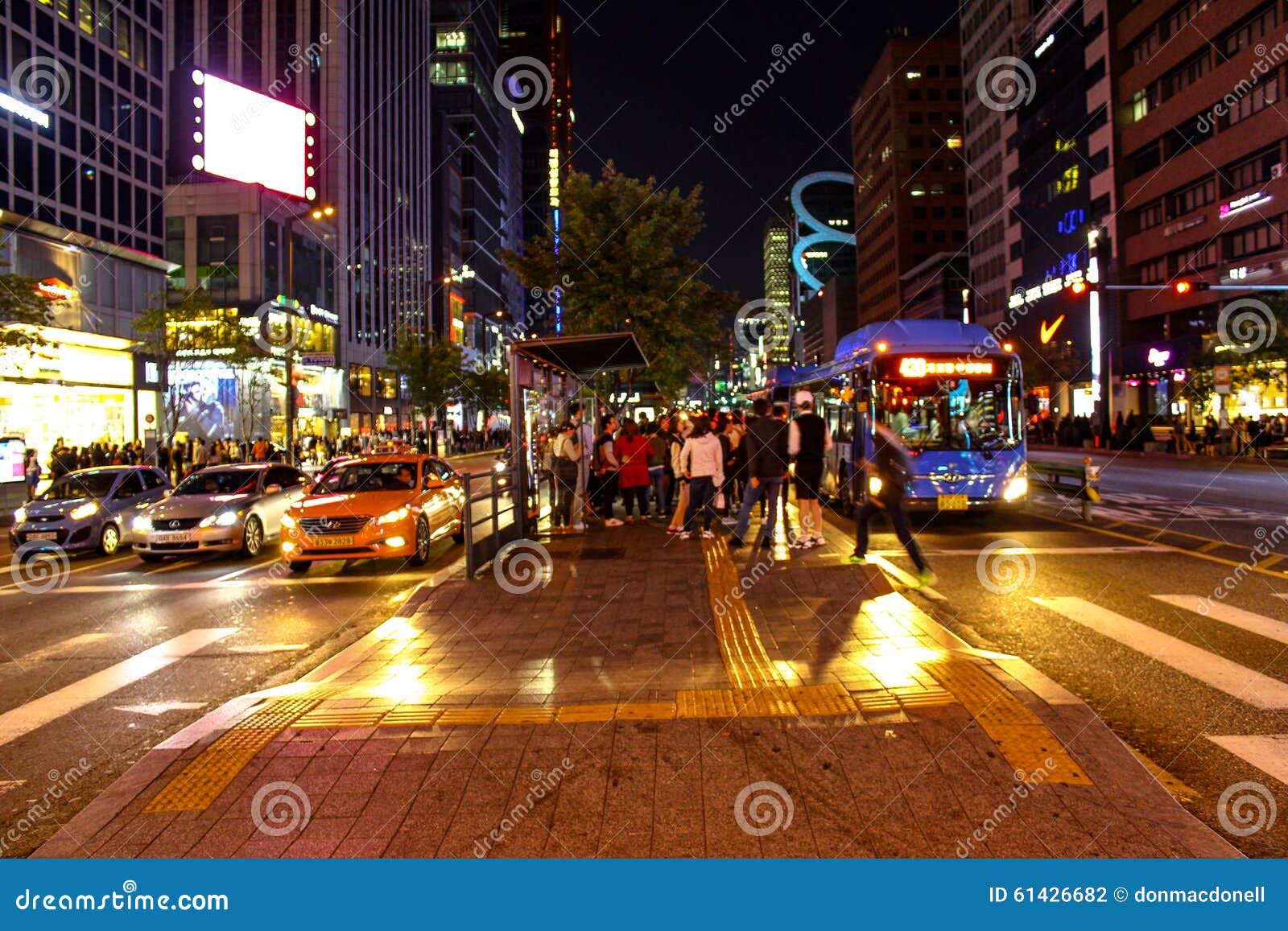 Calles De Gangnam, Seul, Corea Del Sur Fotografía editorial - Imagen de ...