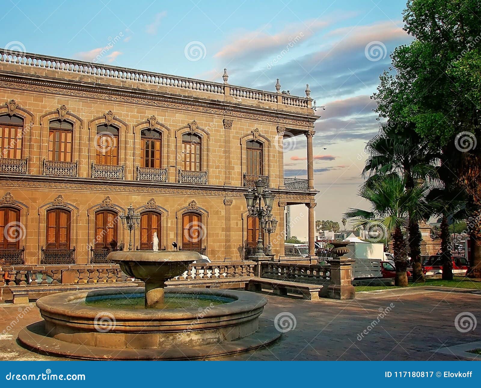 Calles De Monterrey En El Centro De La Ciudad Imagen de archivo ...