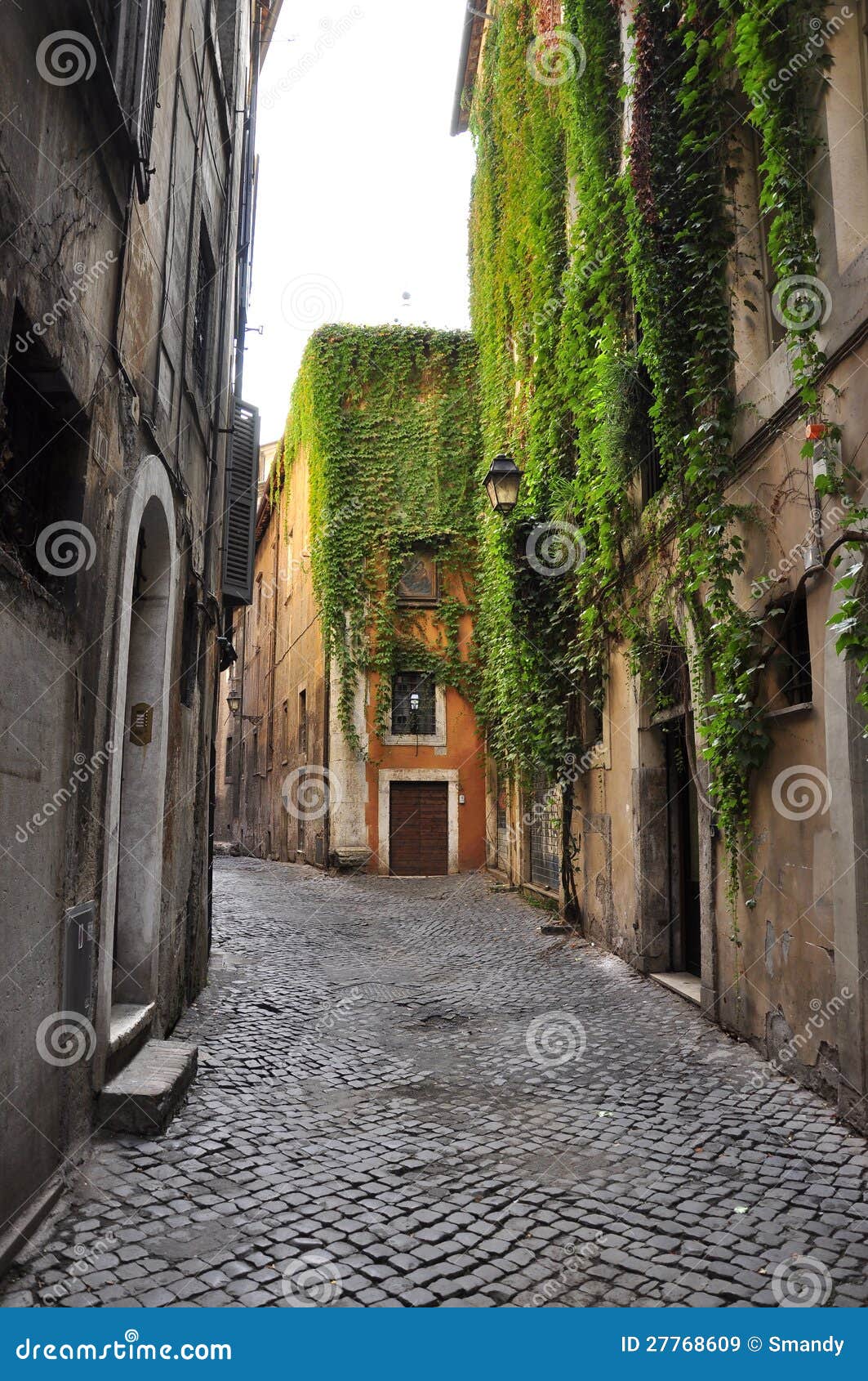 Calles Verdes De Roma Antigua Imagen de archivo - Imagen de italiano ...