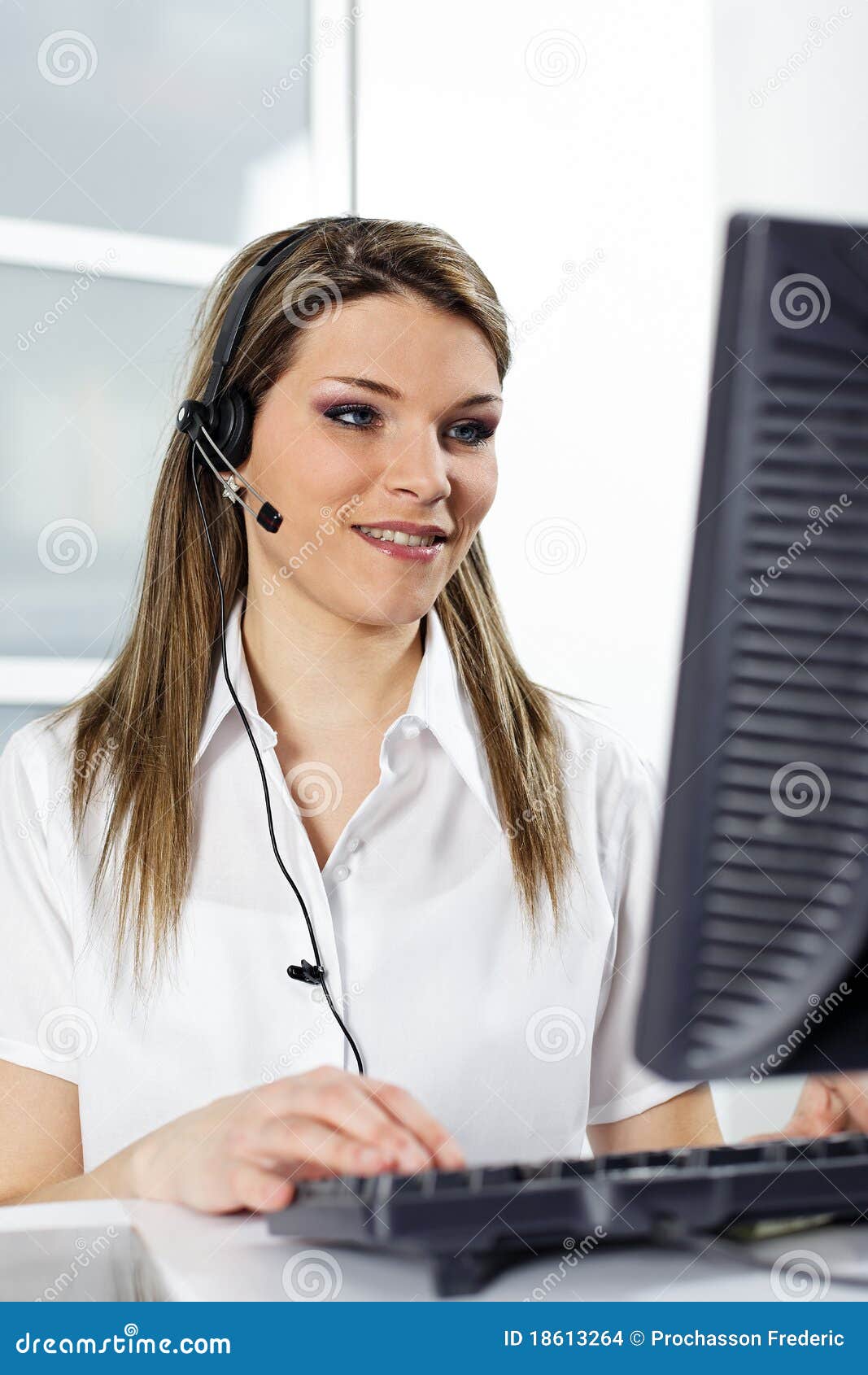 Calling center stock photo. Image of desktop, secretary - 18613264