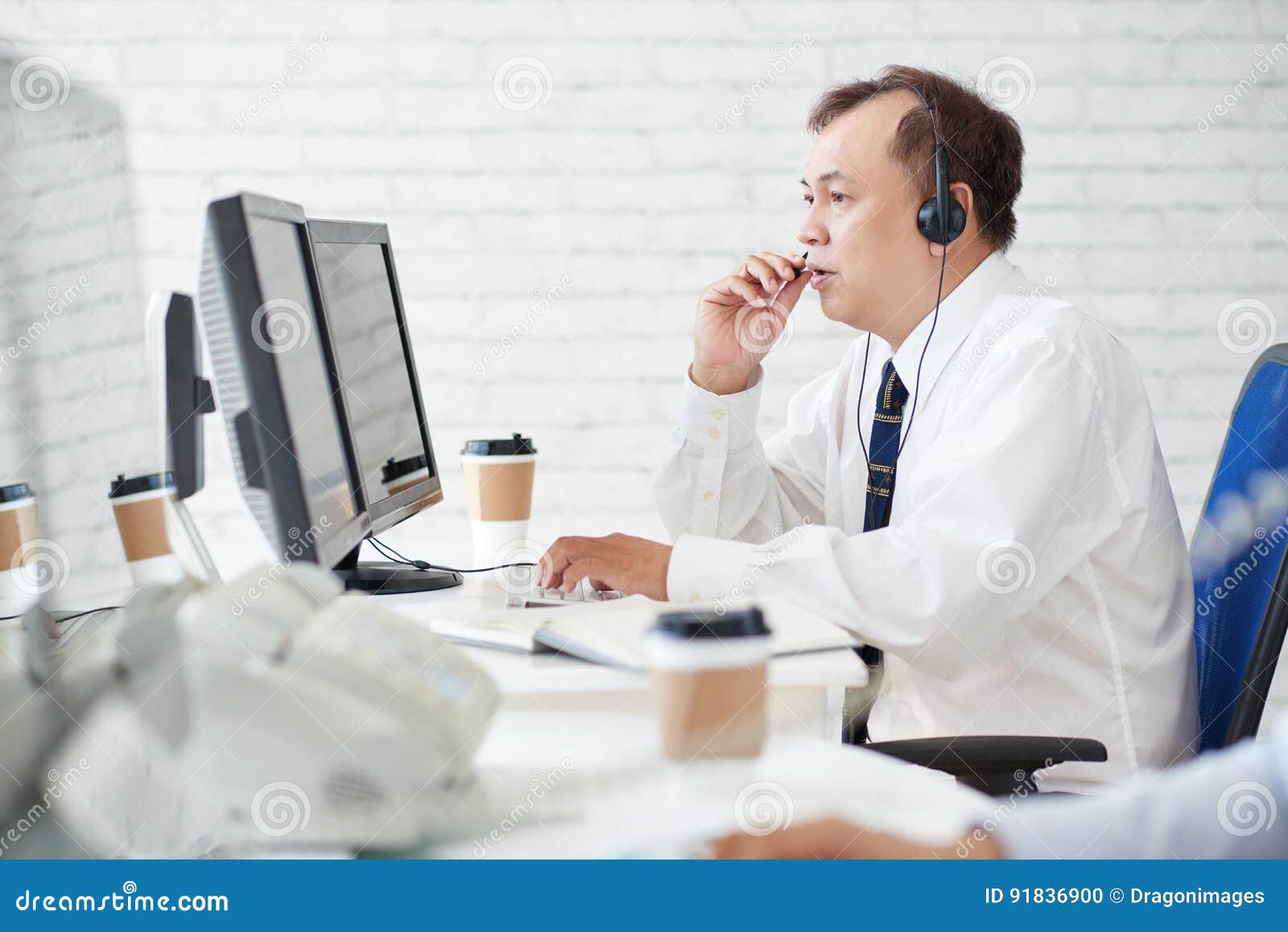 Calling to client stock photo. Image of emotion, helpdesk - 91836900