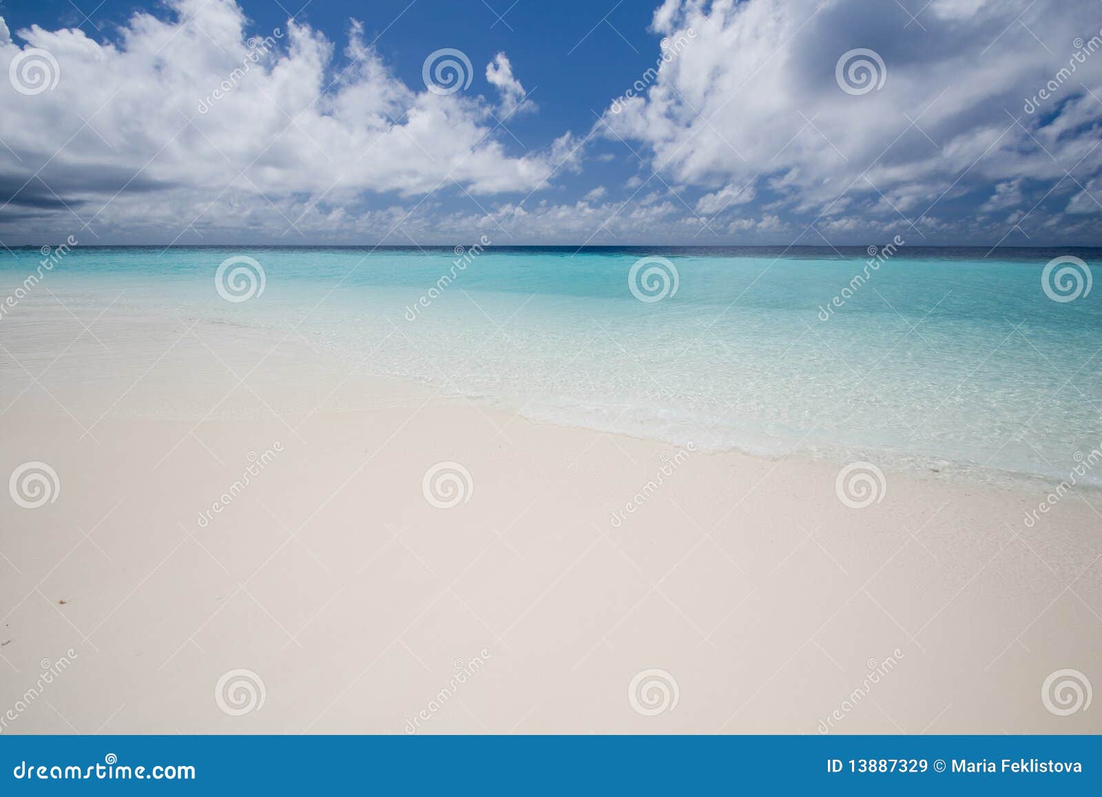 Calmness ocean coast stock image. Image of peaceful, horizon - 13887329
