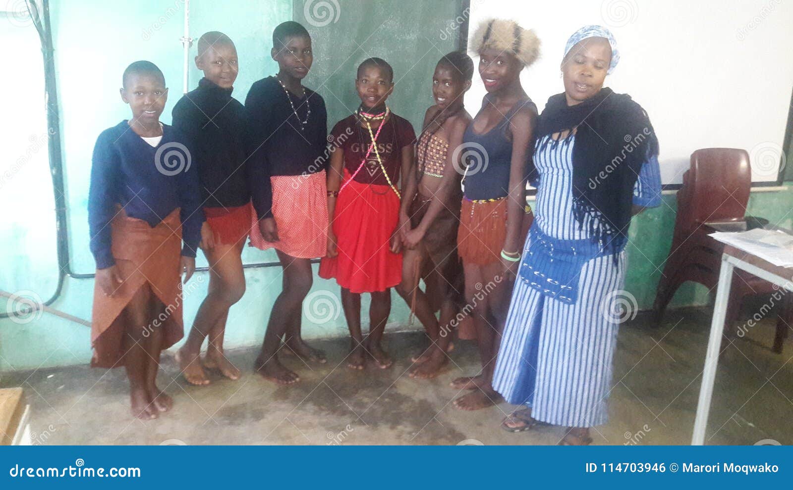 Caltural editorial photo. Image of traditional, clothes - 114703946