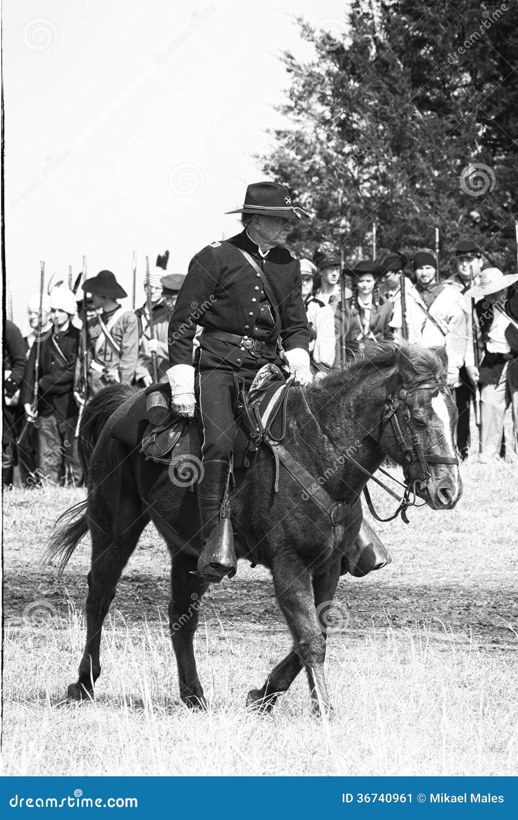 Calvary Captain Riding on Horse Editorial Photo - Image of union, round ...