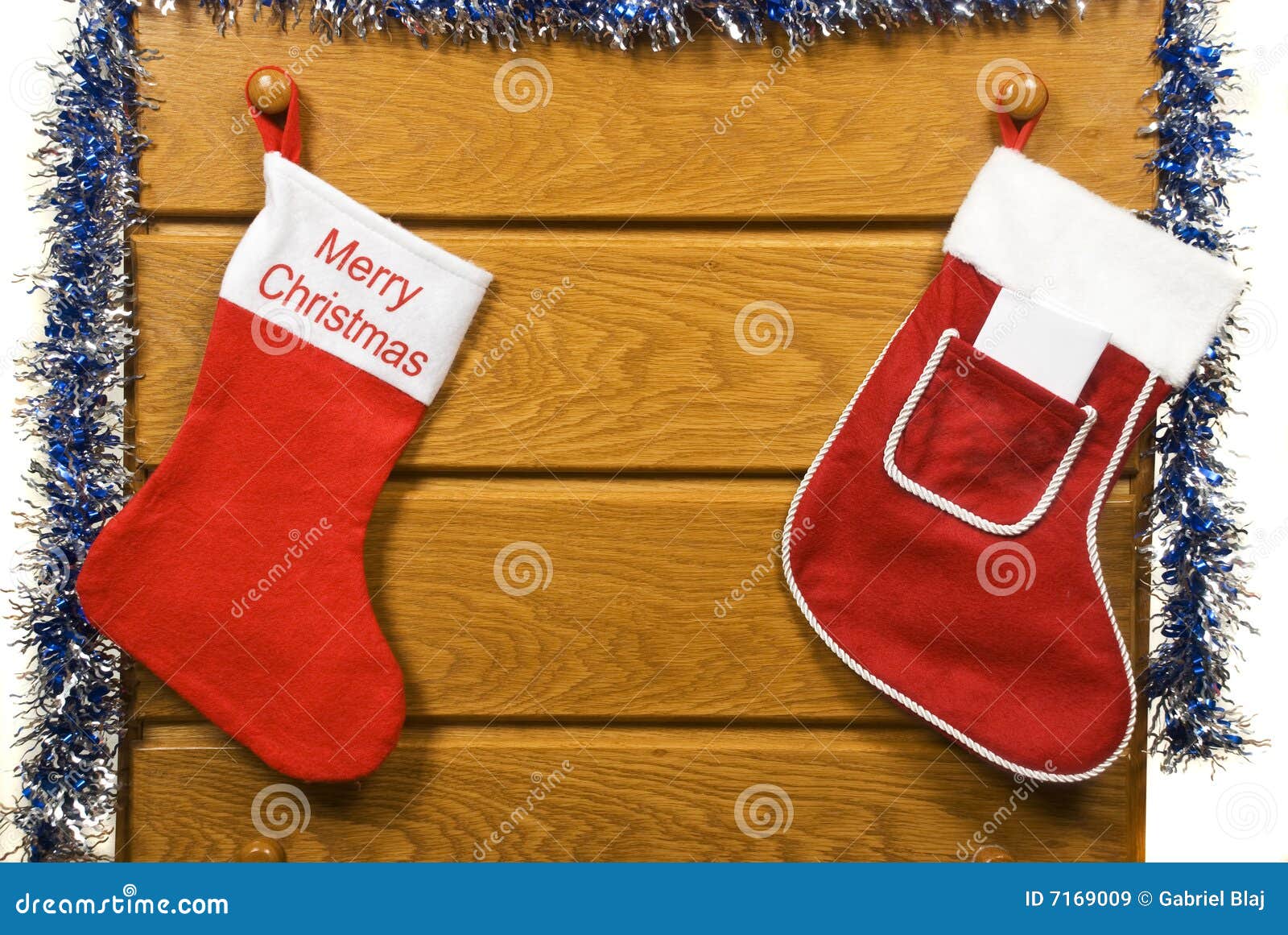 Calze di natale immagine stock. Immagine di legno, accoppiamento - 7169009