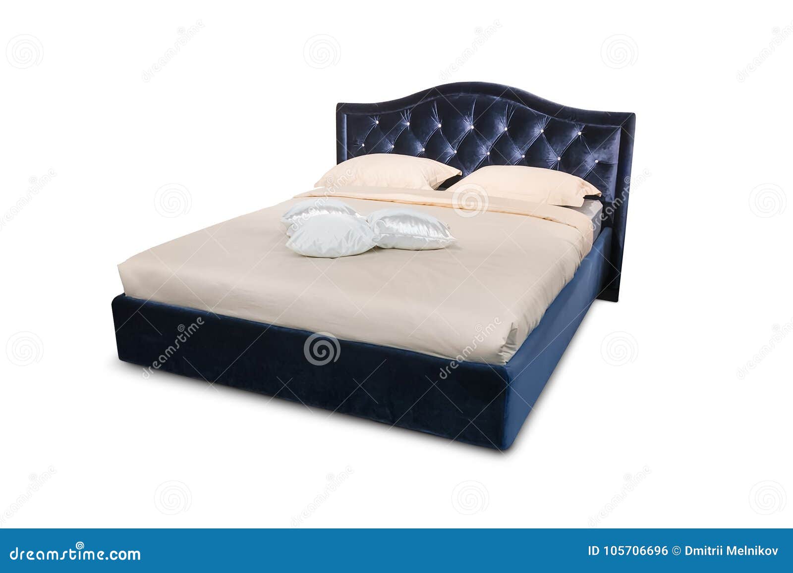 Cama Aislada En El Fondo Blanco Foto de archivo - Imagen de amarillento ...