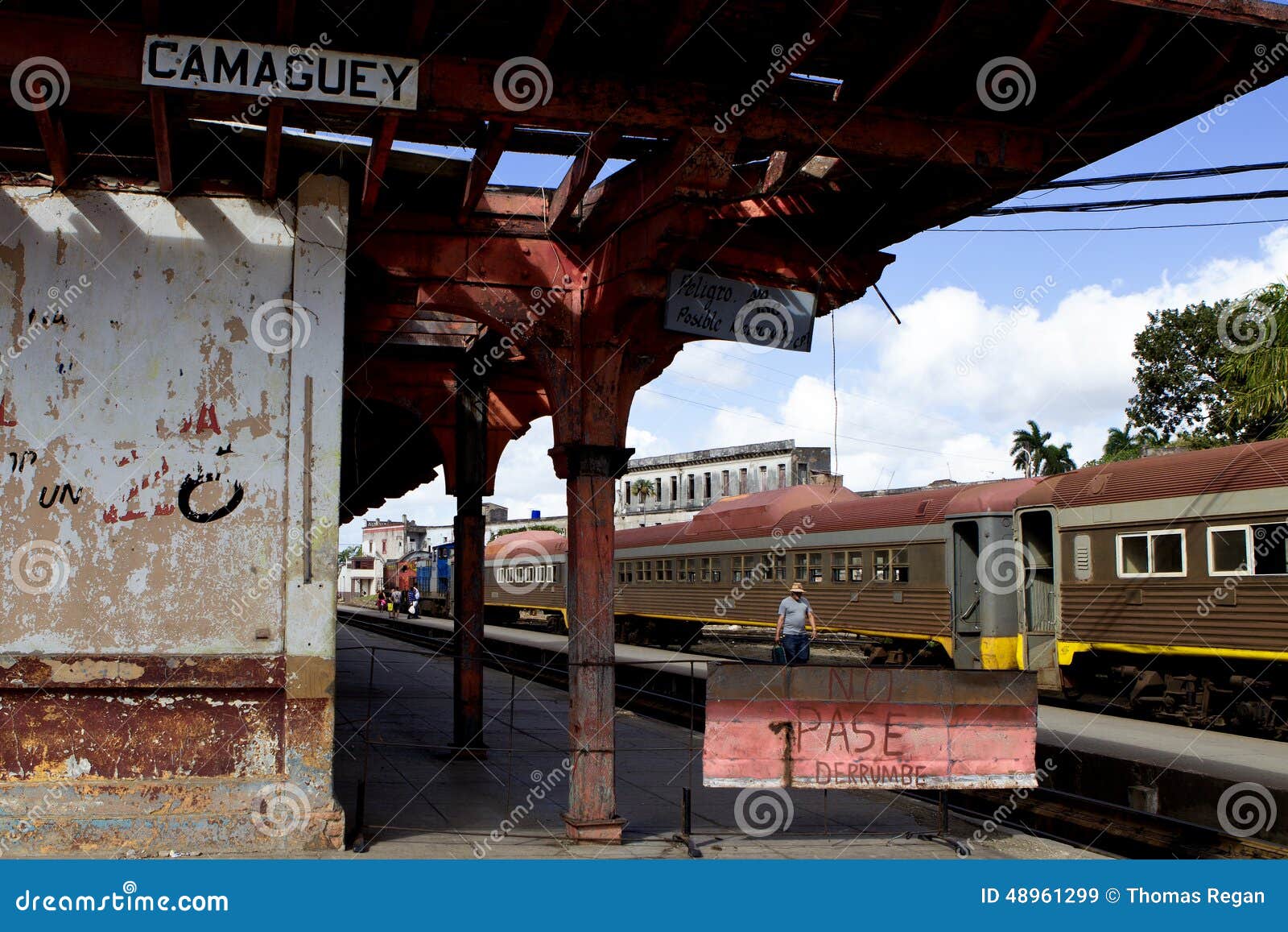 Camaguey train station editorial stock image. Image of island - 48961299