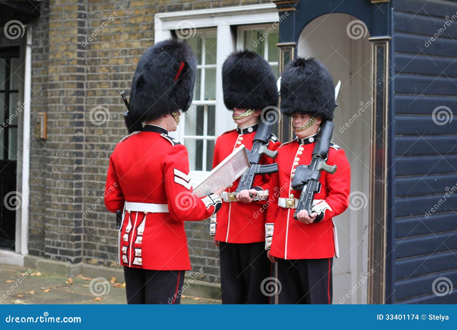 Cambio Del Guardia London England Imagen de archivo editorial - Imagen ...