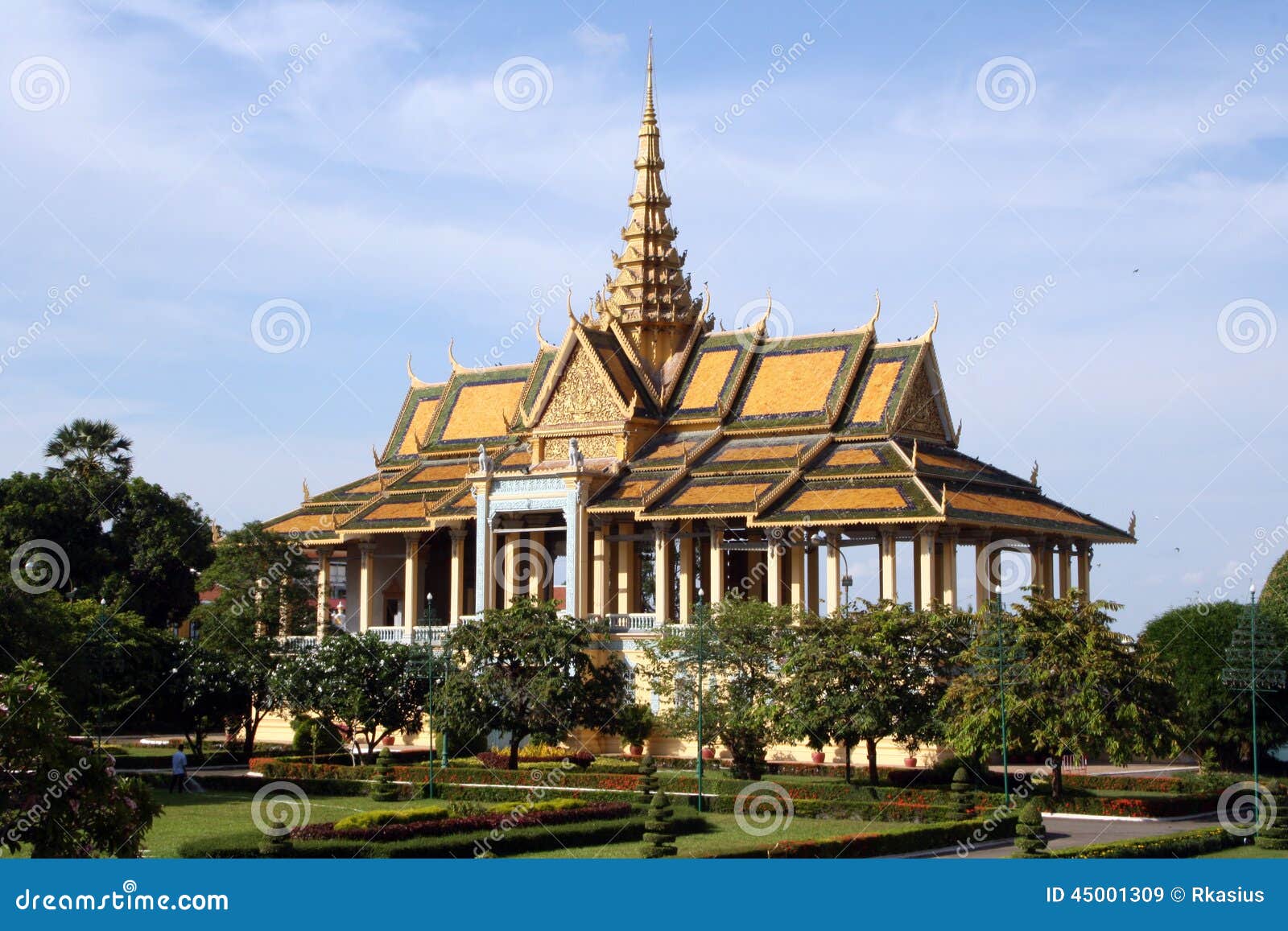 Cambodia Royal Palace editorial stock image. Image of tourist - 45001309