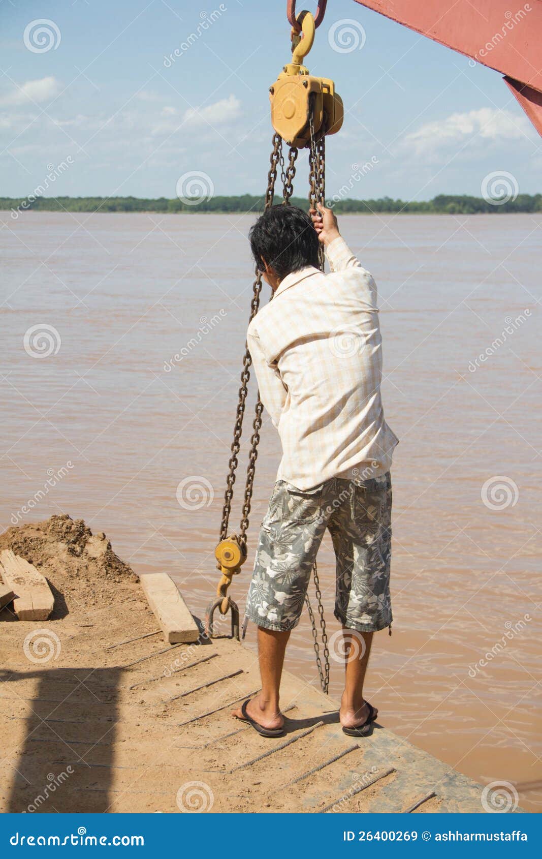 Cambodian Ferry Worker editorial stock image. Image of khmer - 26400269