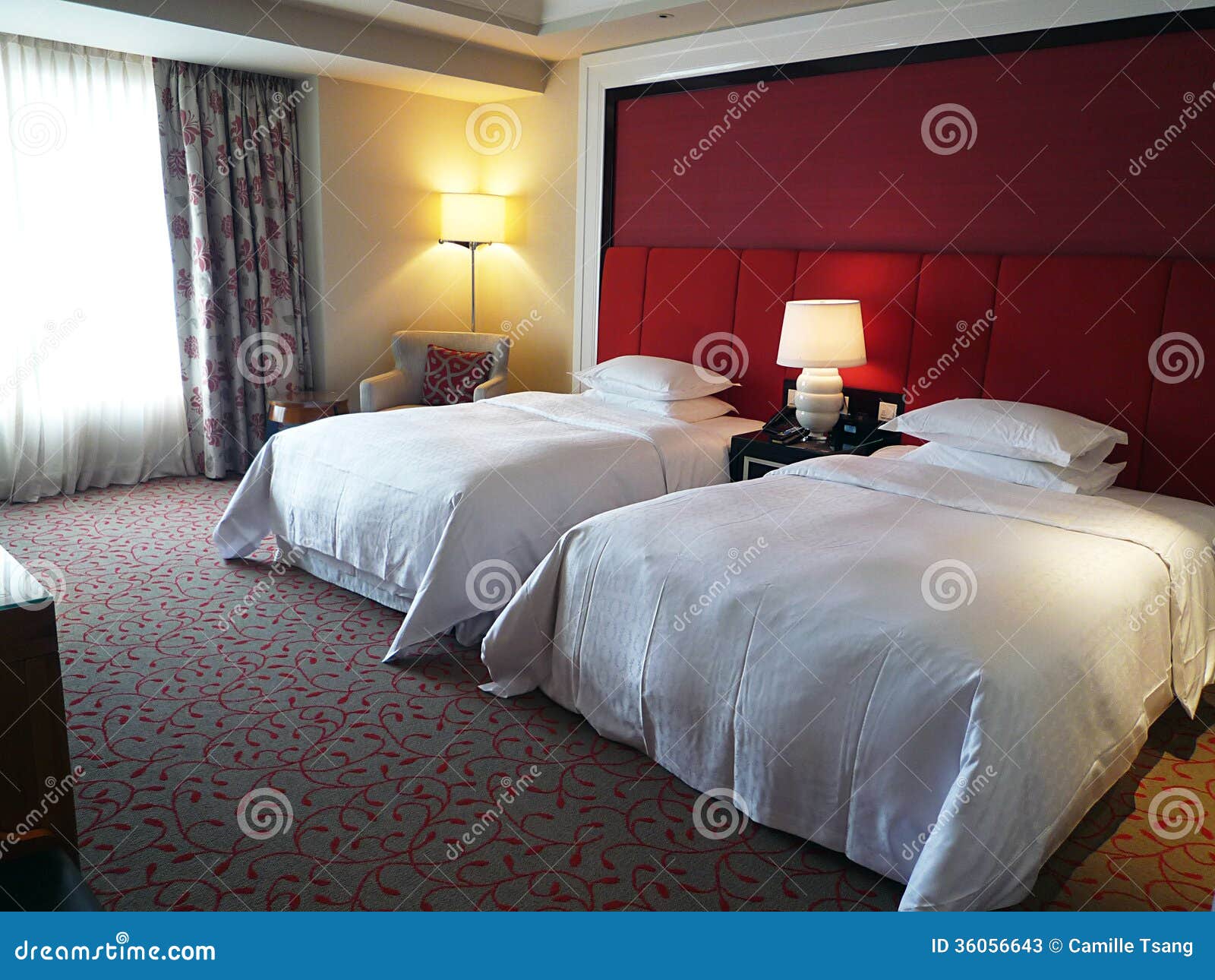 Camera di albergo immagine stock. Immagine di pavimento - 36056643