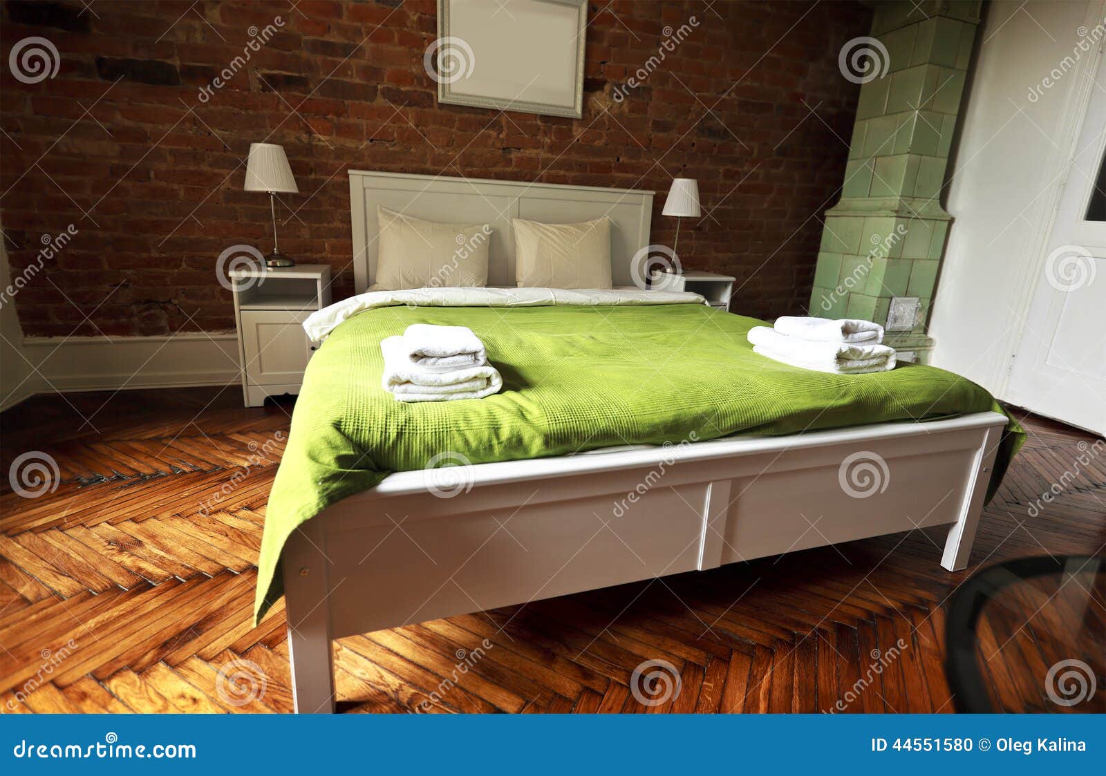 Camera di albergo classica fotografia stock. Immagine di comodo - 44551580