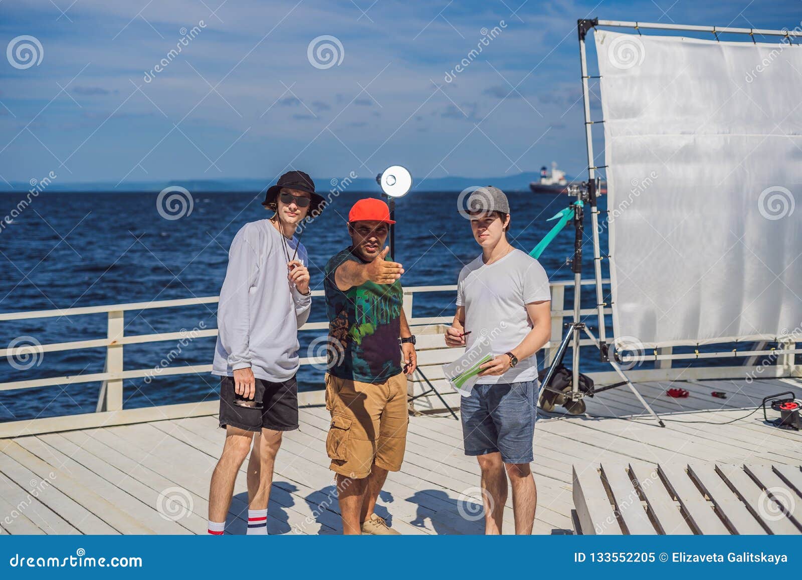 Camera Operator, Director and Dp Discuss the Process of a Commercial ...