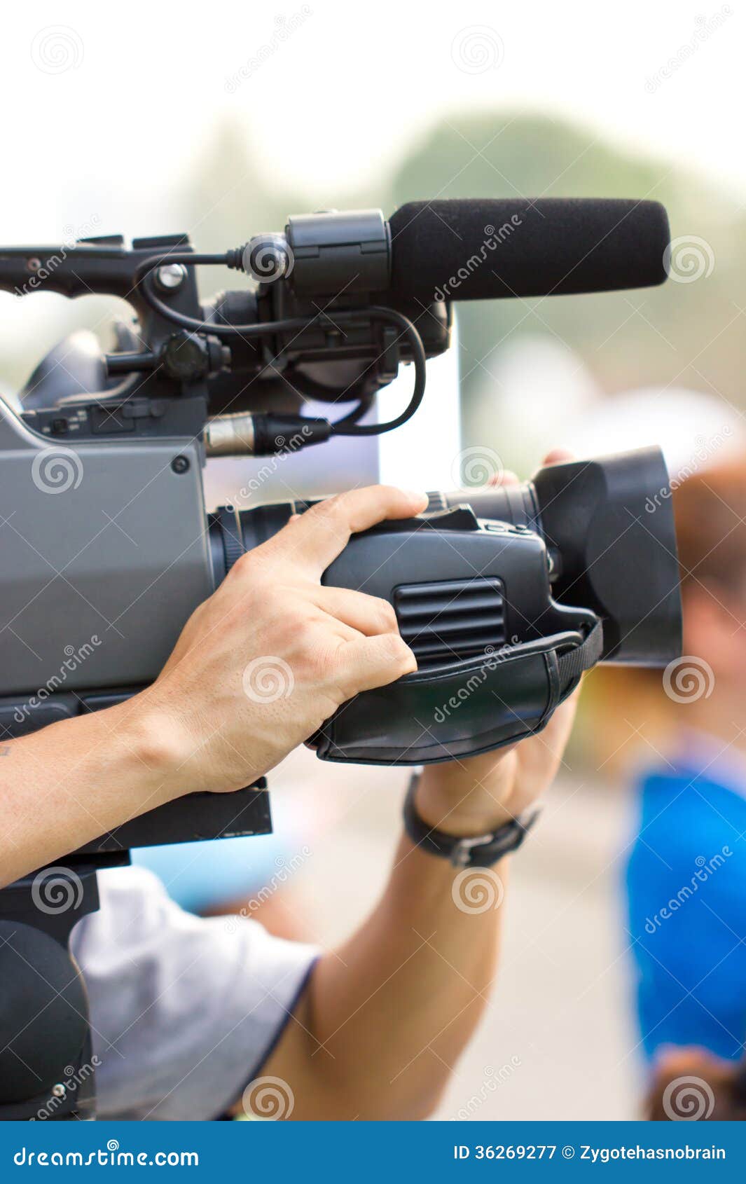 Cameraman. image stock. Image du nouvelles, directeur - 36269277 Cameraman. image stock. Image du nouvelles, directeur - 36269277