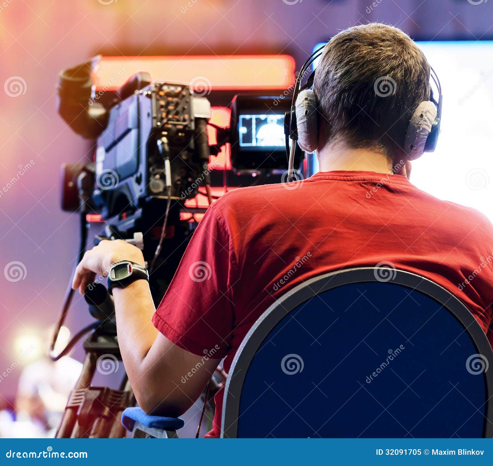 Cameraman professionnel image stock. Image du numérique - 32091705