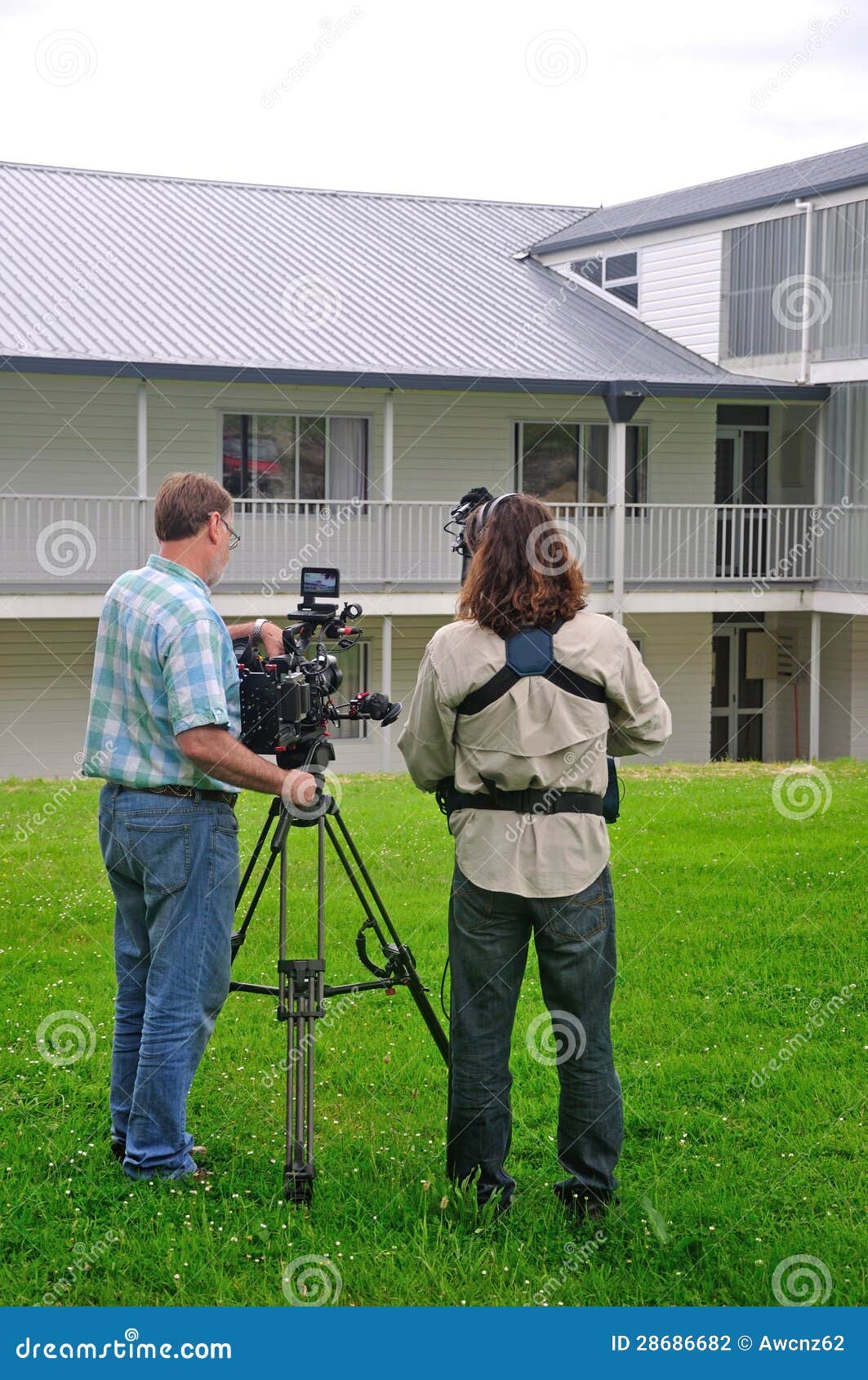 Cameraman at work stock photo. Image of recordists, videos - 28686682