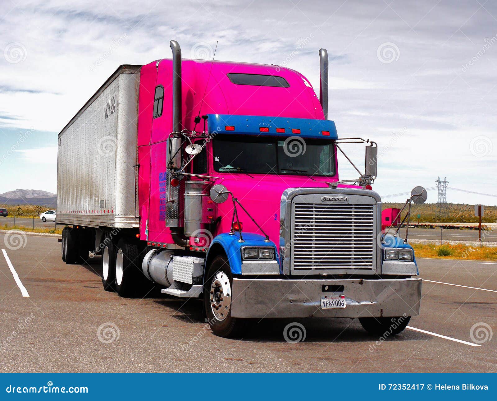 Camión Grande Freightliner, Nevada Fotografía editorial - Imagen de ...