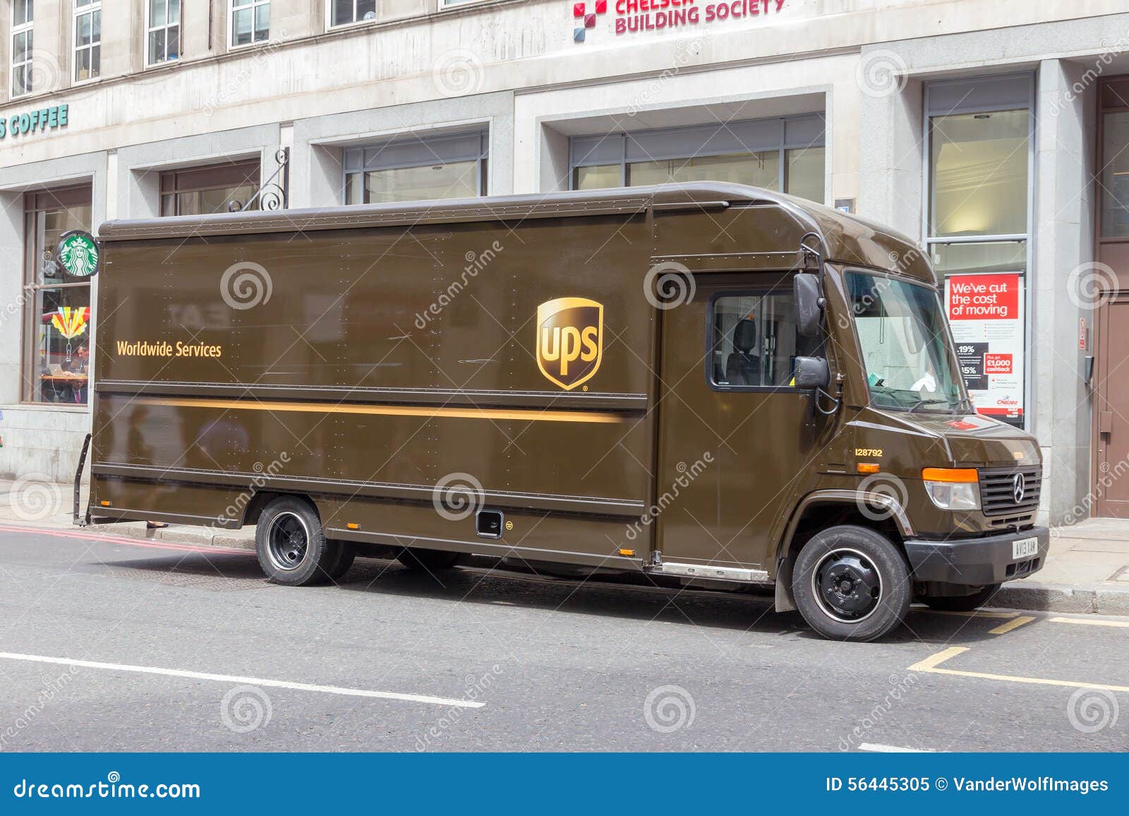 Caminhão de UPS imagem editorial. Imagem de mercedes - 56445305