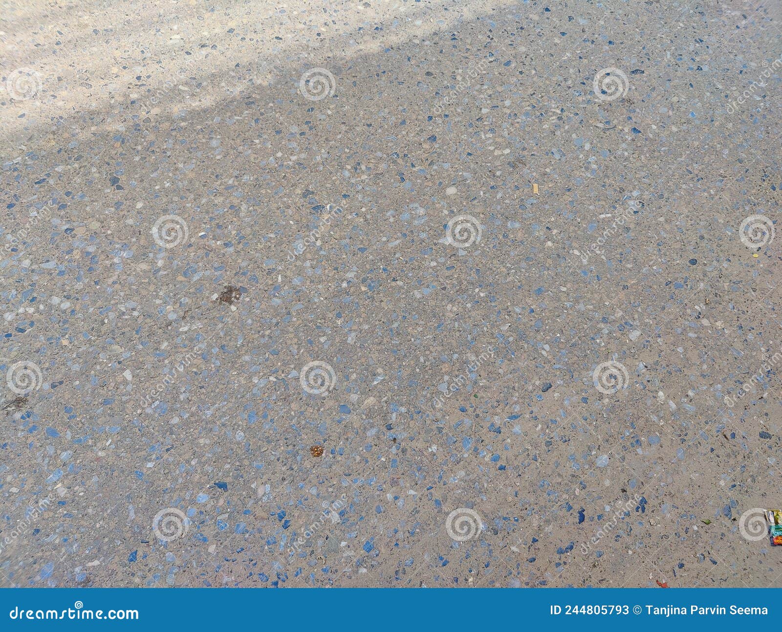 Camino De Cemento De Roca. Pared Gris Imagen de archivo - Imagen de ...