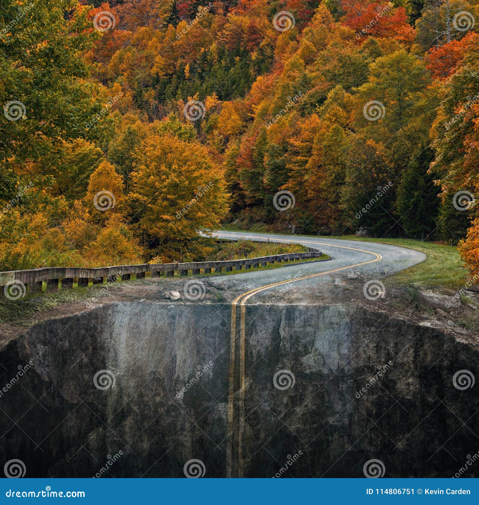 Camino peligroso imagen de archivo. Imagen de surrealista - 114806751