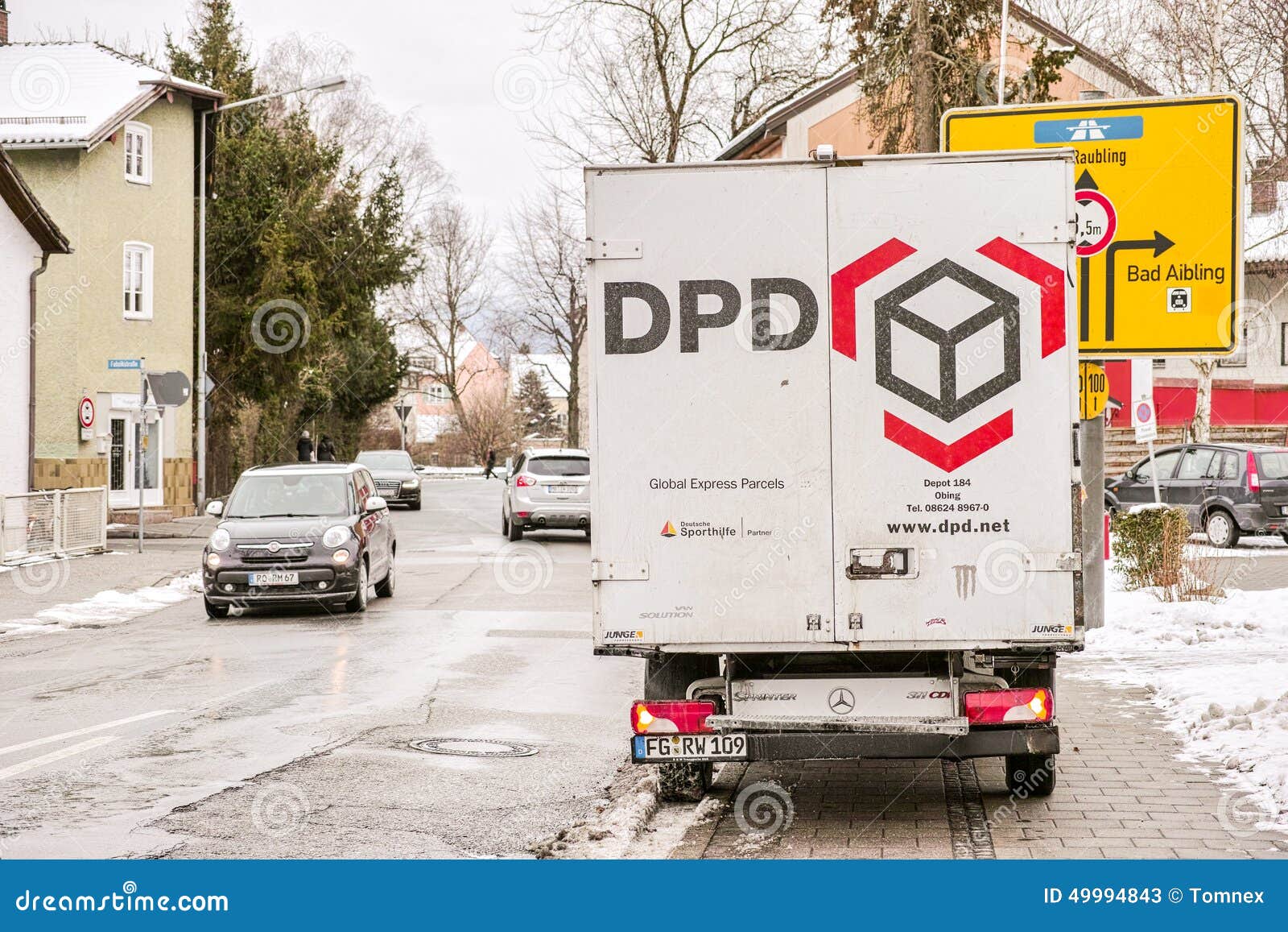 Camion de DPD photo stock éditorial. Image du allemand - 49994843