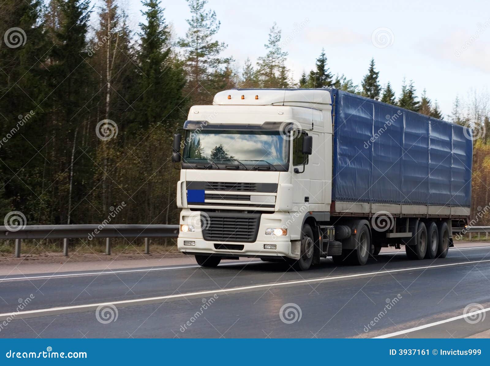 Camion De Remorque De Trucktor Image stock - Image du stationné ...