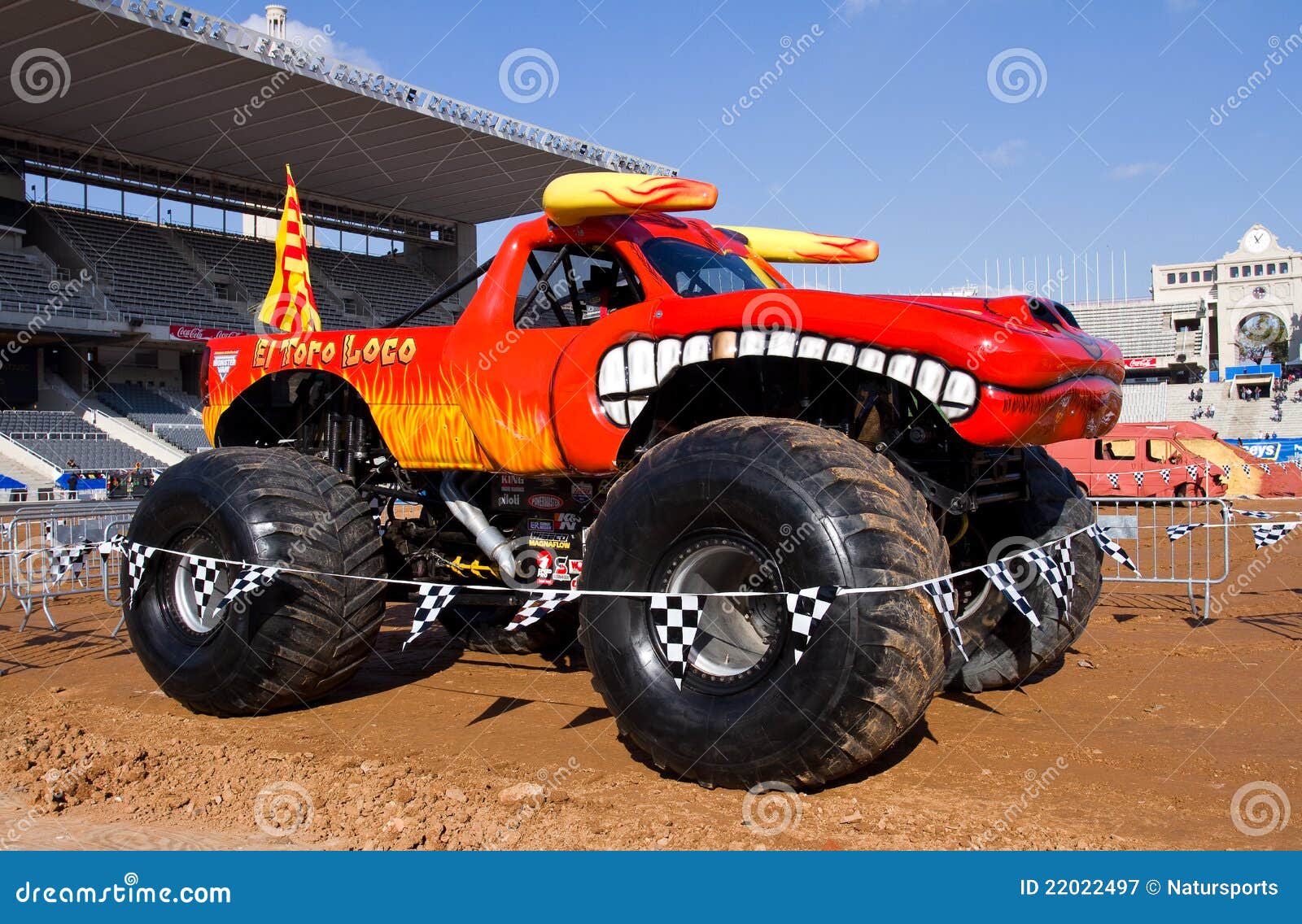Camion del mostro fotografia editoriale. Immagine di scricchiolio ...