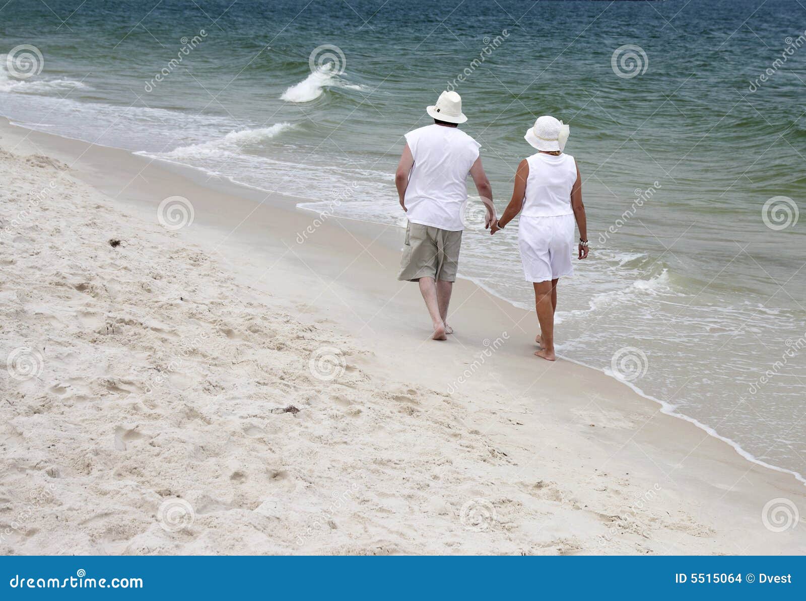 Camminare insieme fotografia stock. Immagine di valentina - 5515064