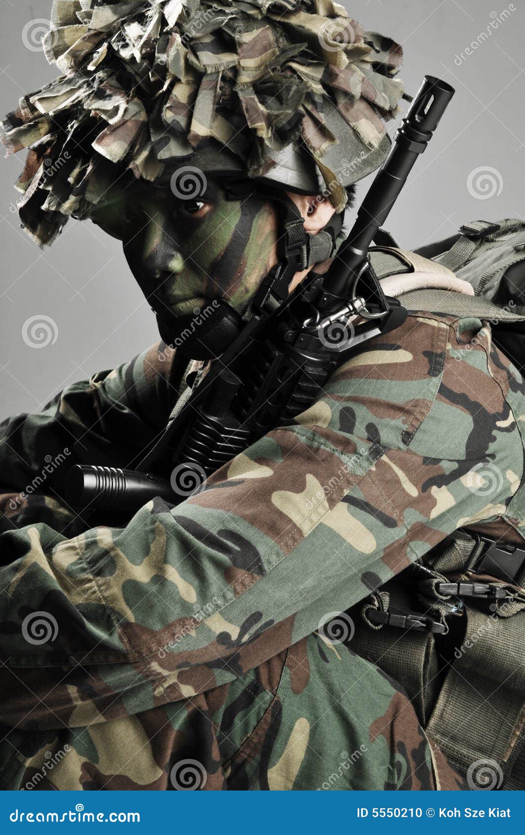 Camouflage Soldier Fully Equipped Stock Photo - Image of order, honor ...