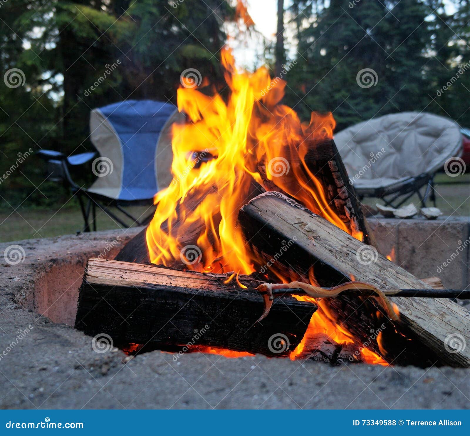 Camp fire stock photo. Image of hiking, fire, heat, cooking - 73349588