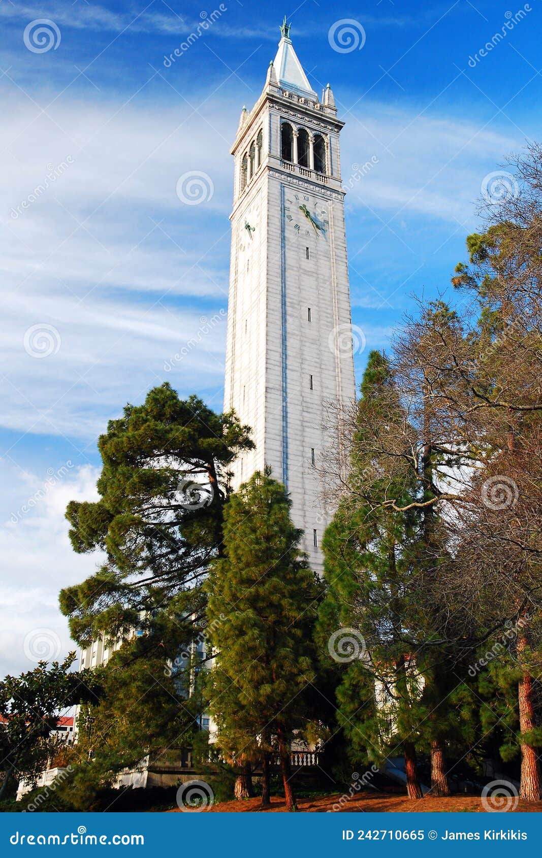 The Campanile, University of California Berkeley Editorial Image ...