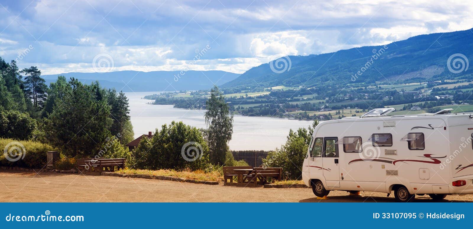 Camper van in countryside stock image. Image of traveling - 33107095