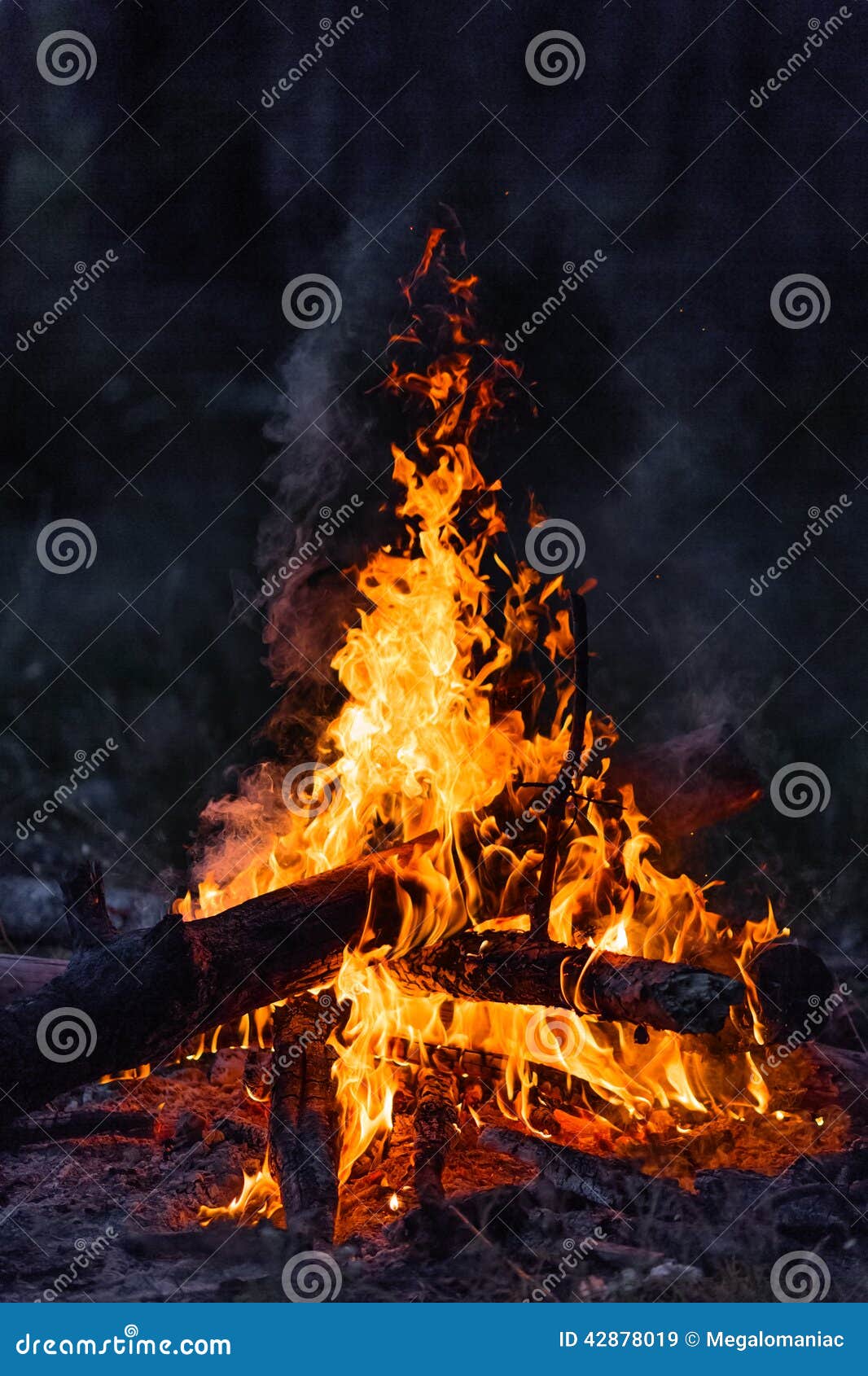 Campfire stock image. Image of blaze, flame, blazing - 42878019